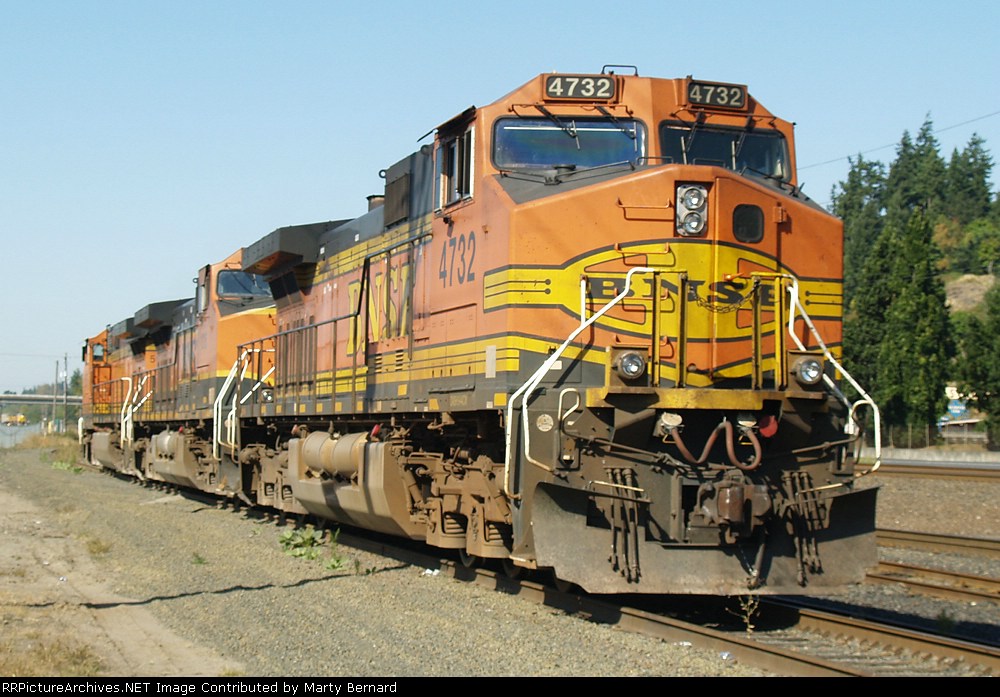 BNSF 4732